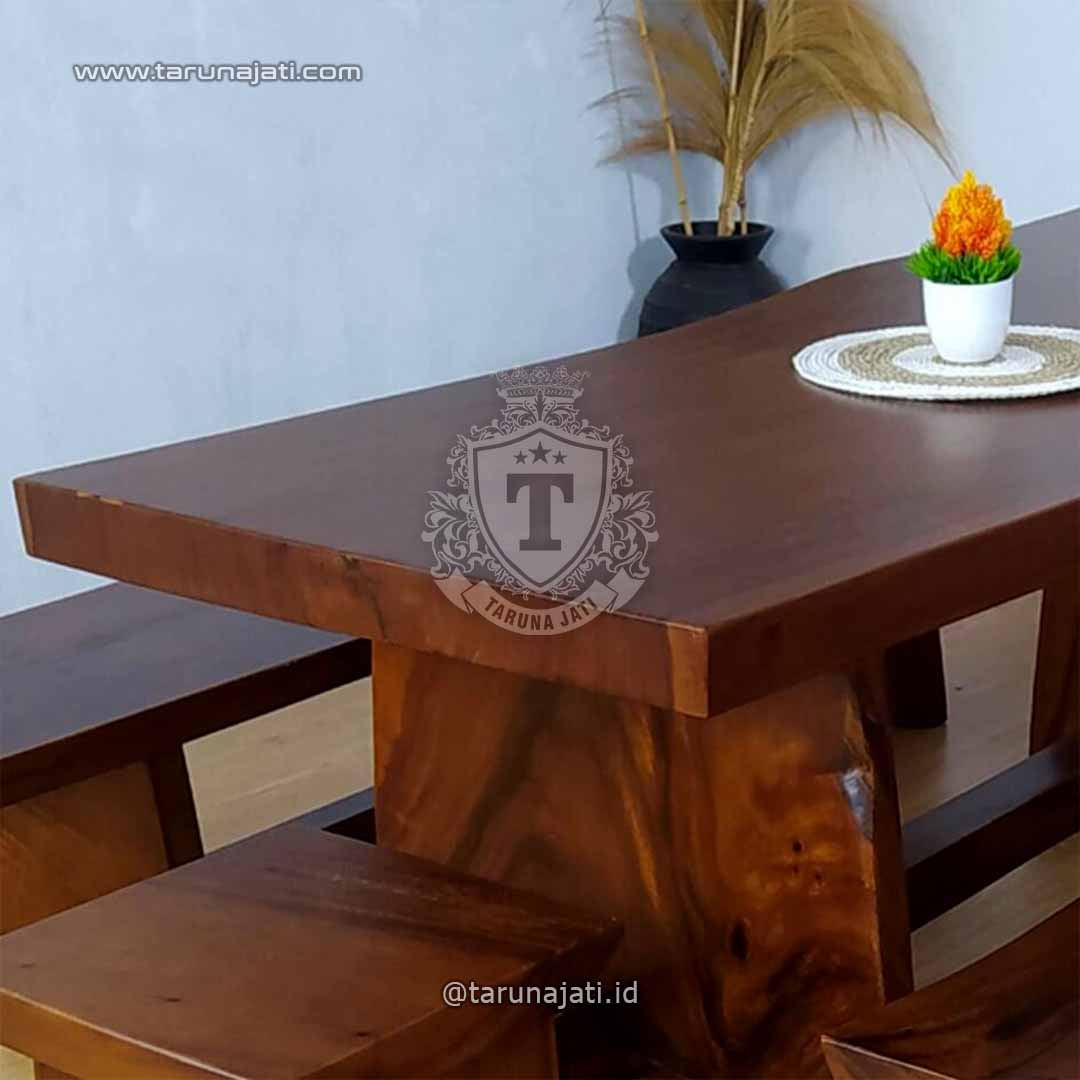 Set Meja Makan Kayu Solid Trembesi 2022 - Tarunajati.com